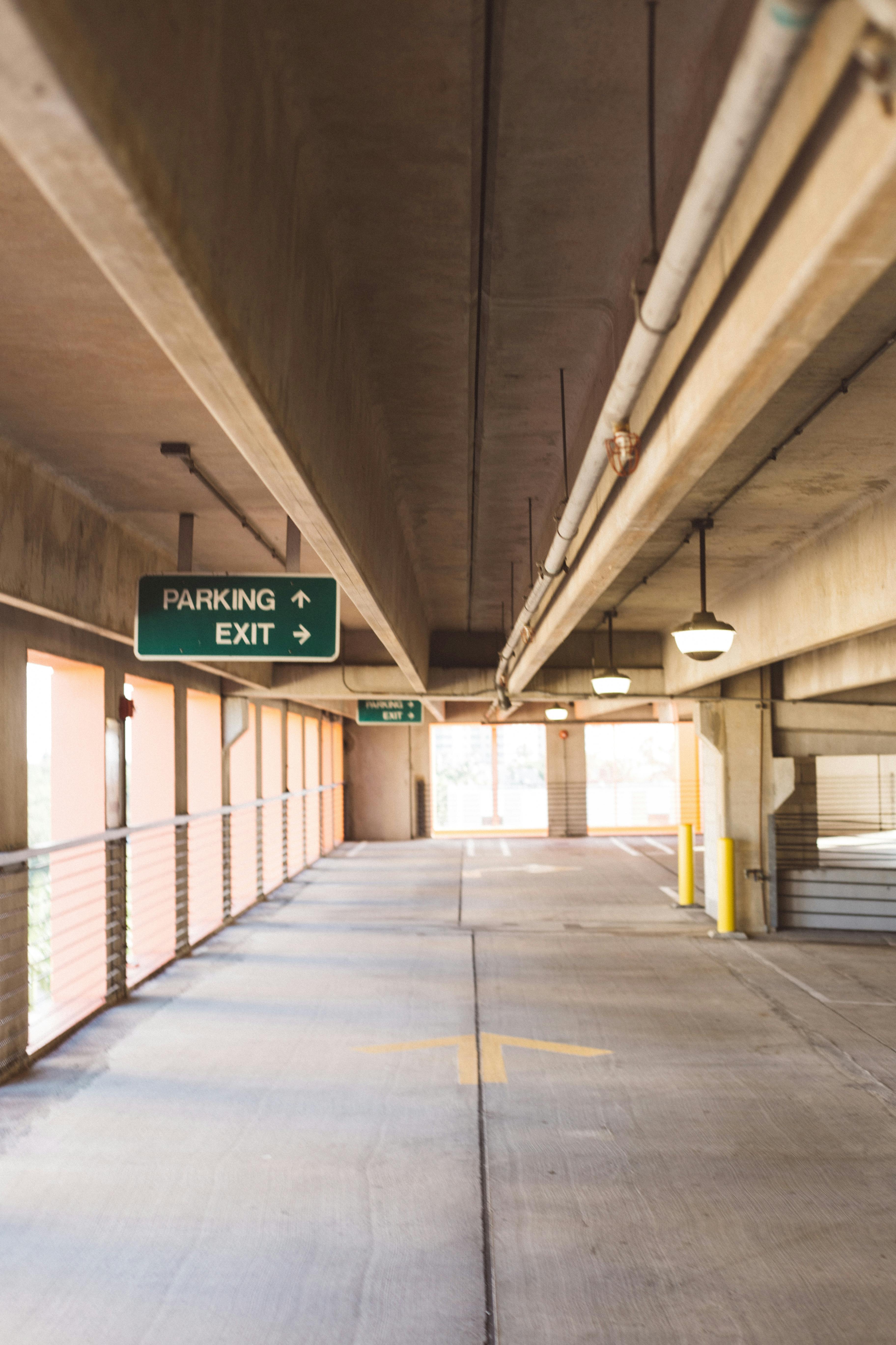 Free stock photos of parking deck · Pexels