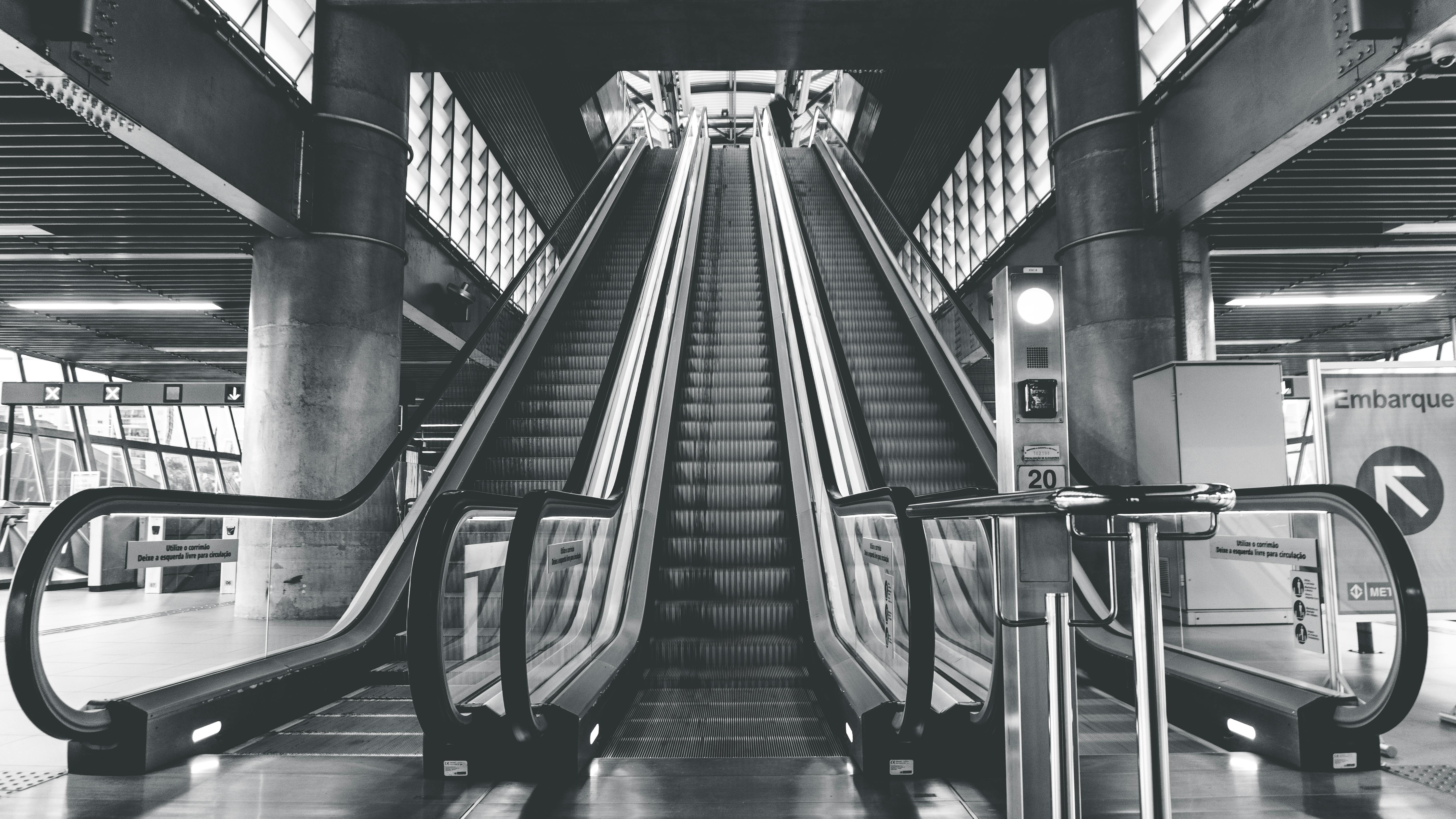 Free stock photos of escalator · Pexels
