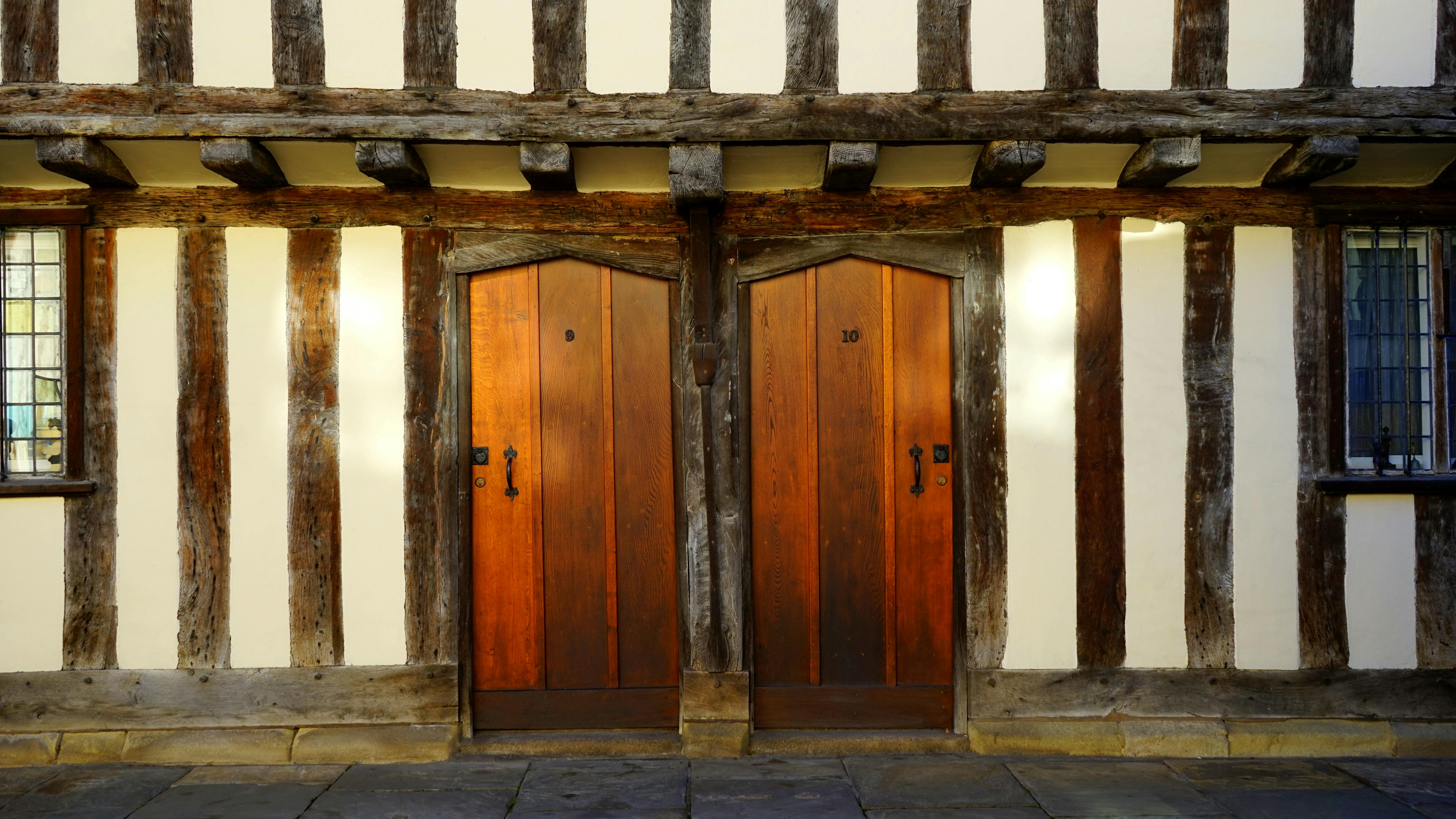 Free stock photos of wooden door · Pexels
