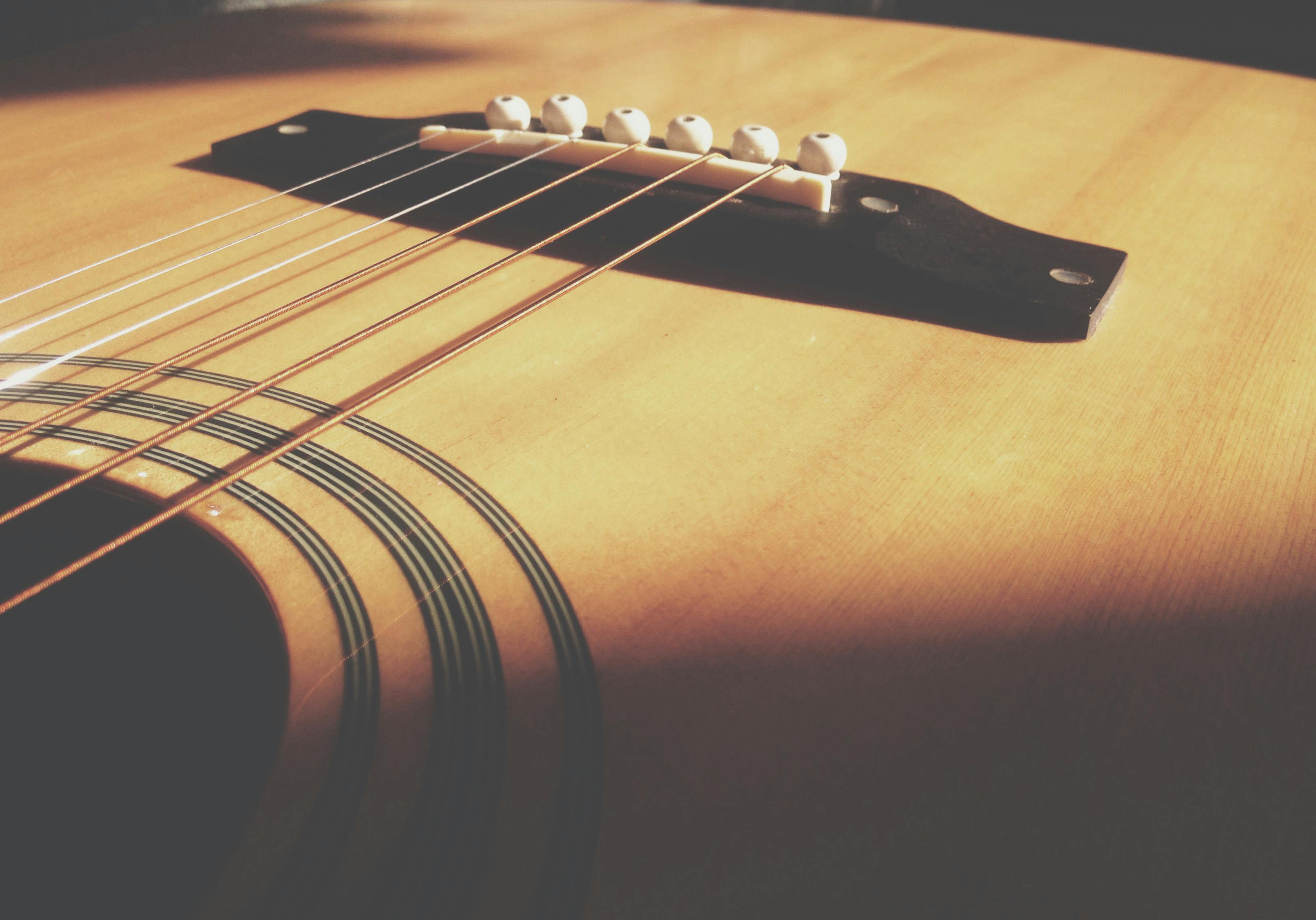 Free stock photos of acoustic guitar · Pexels
