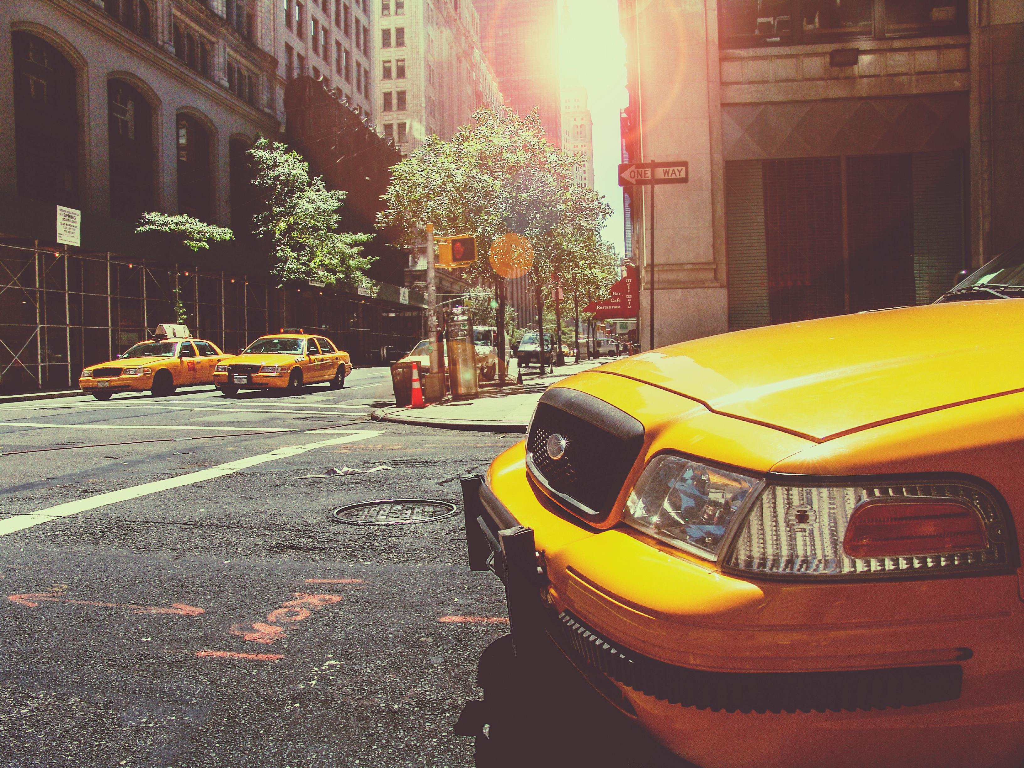 Free stock photos of taxi · Pexels
