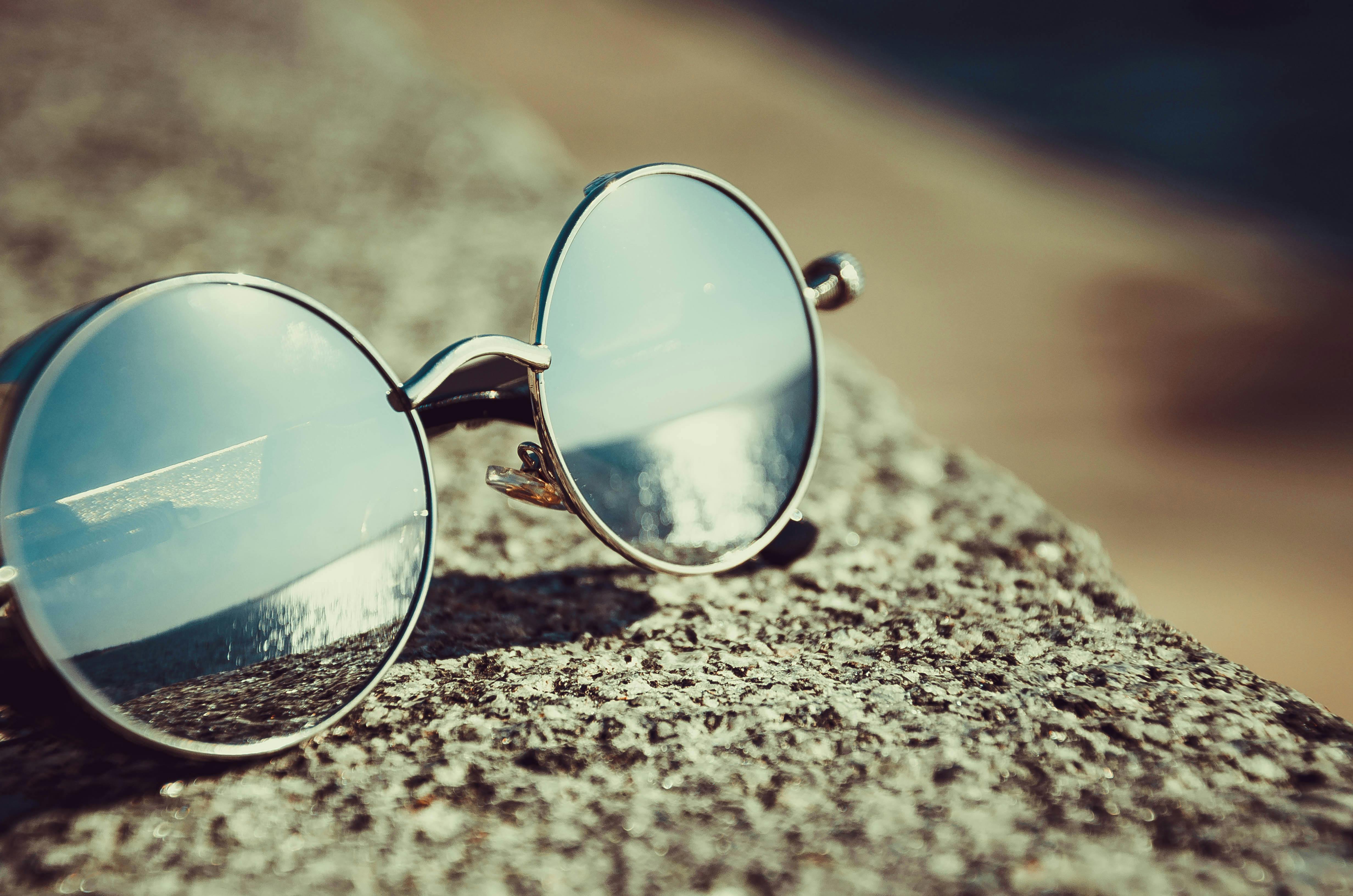 Free stock photos of eyewear · Pexels
